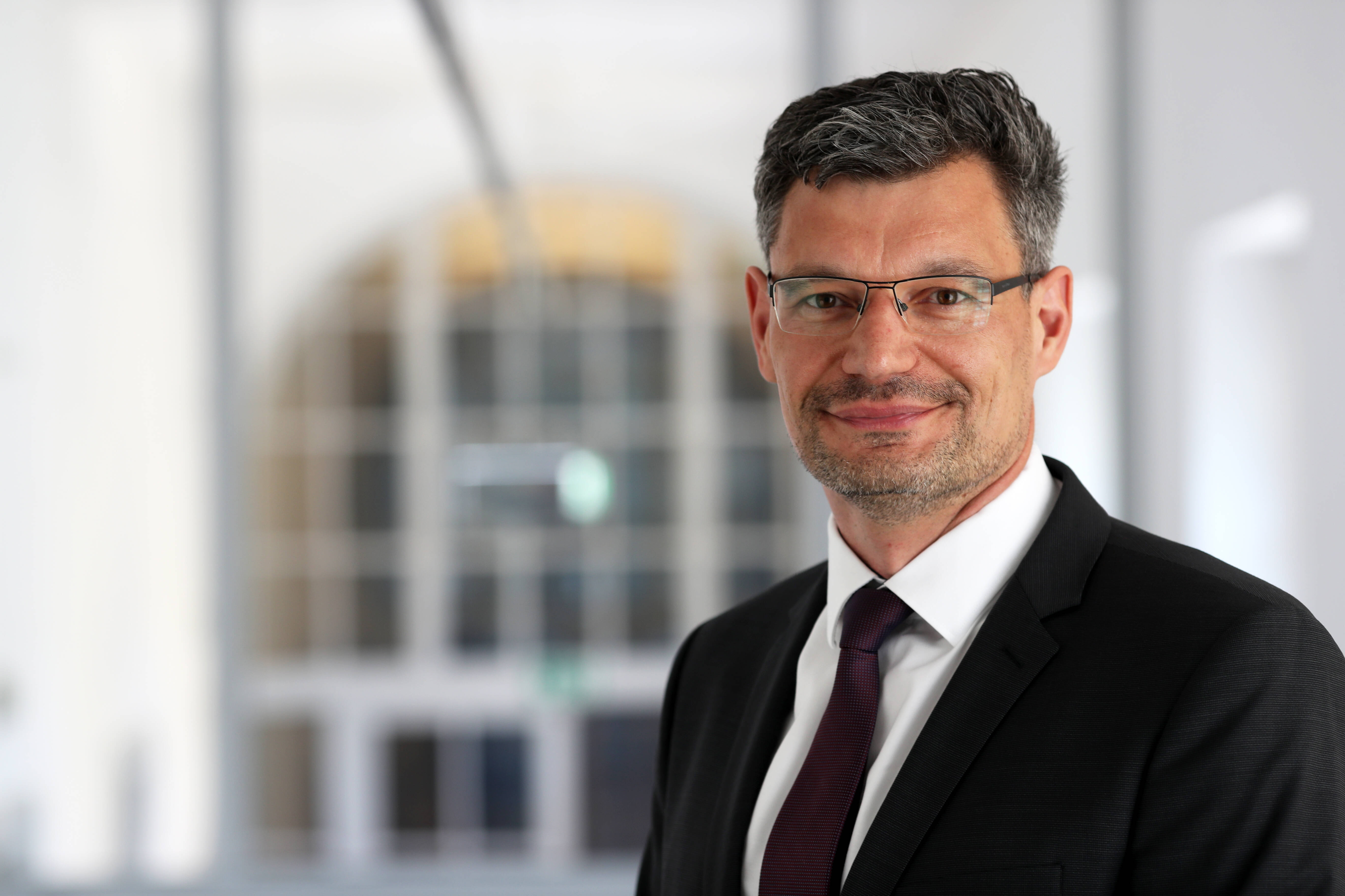 Personalie - Knapp wird Vorstandsvorsitzender der Gesundheit Nordhessen