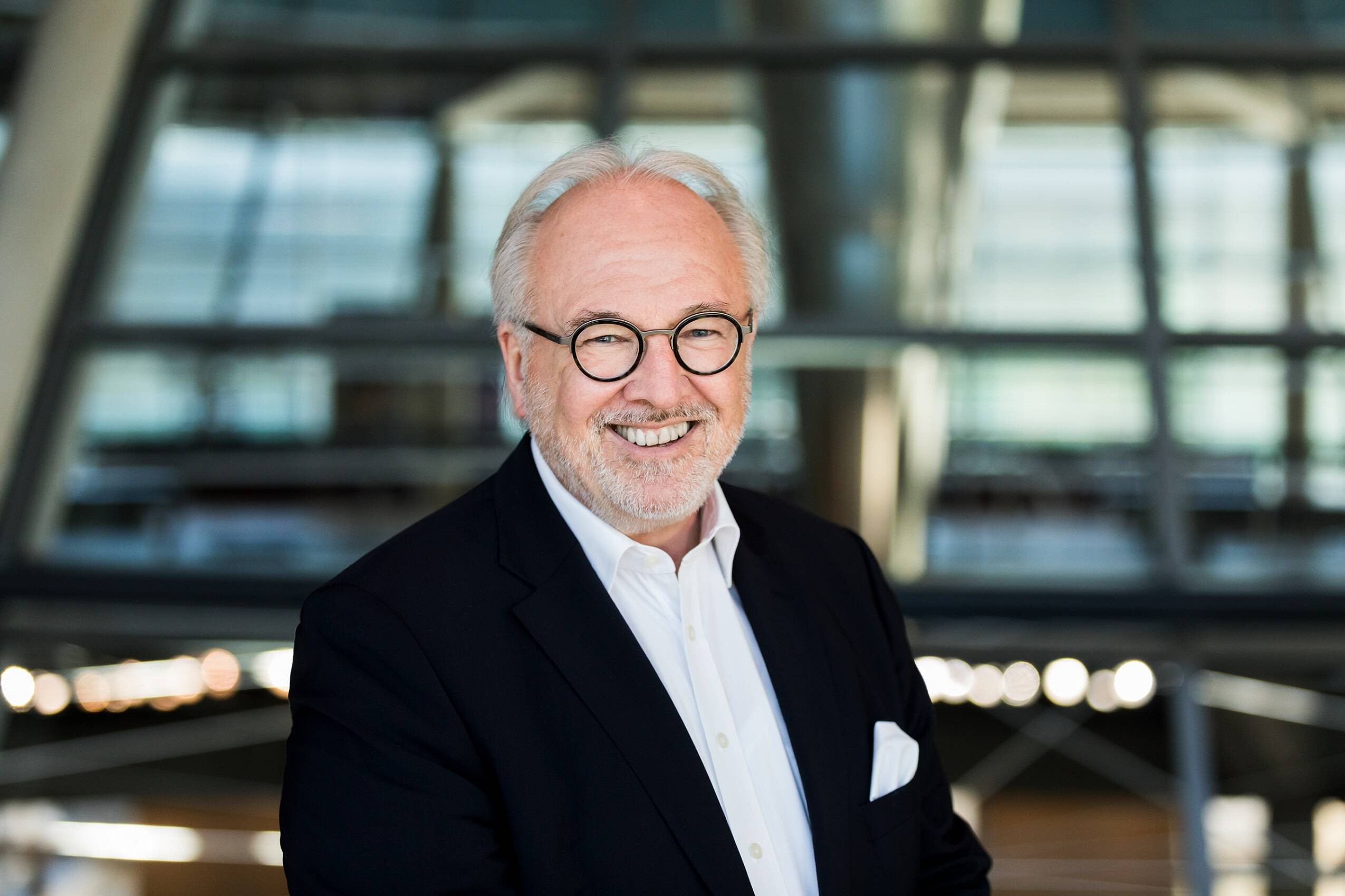 Interview mit Rudolf Henke - „Das ist eine miserable Leistung“