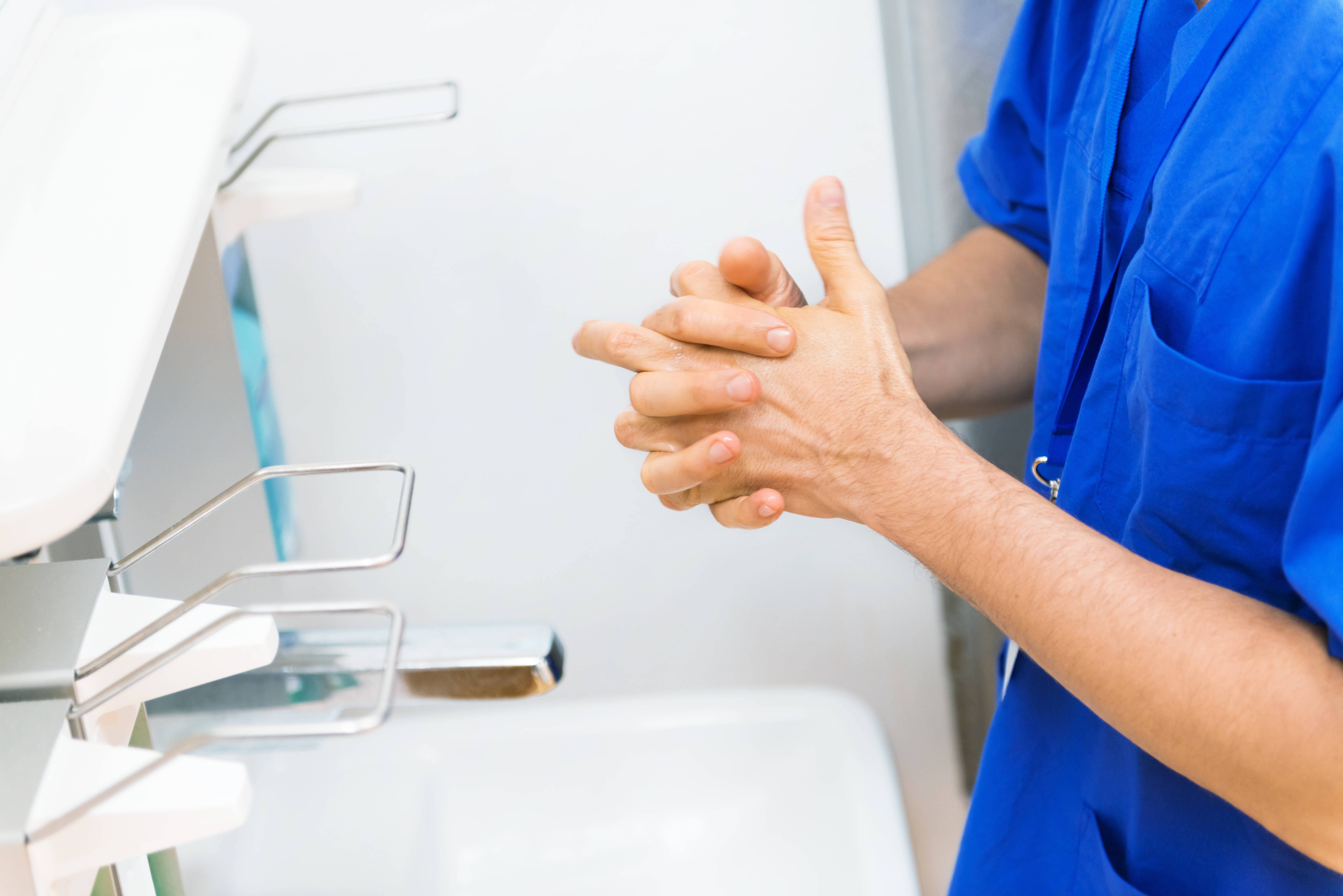 Corona - RKI lockert Empfehlungen für medizinisches Personal